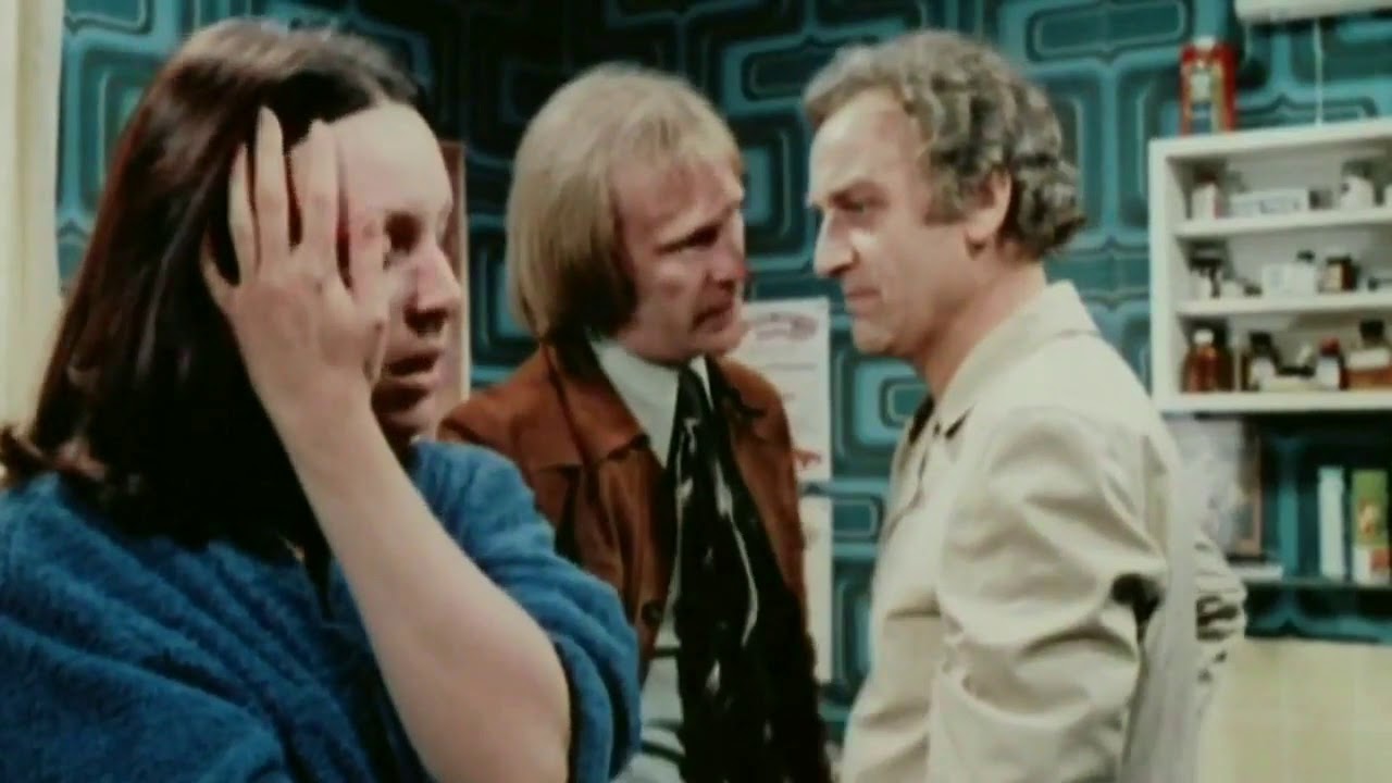 The Sweeney Theme Harry South Orchestra - YouTube