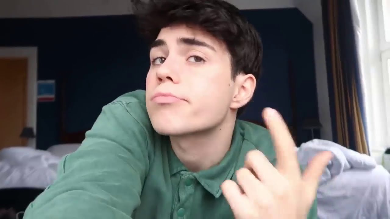 Benji krol singing “build me up, buttercup” - YouTube