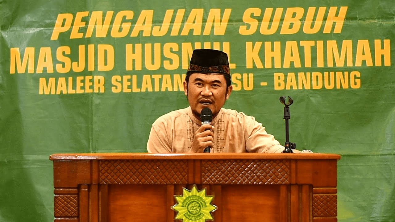 Wanita dalam Pandangan Jahiliyah Part 2 || Ustadz Agus Muslim - YouTube