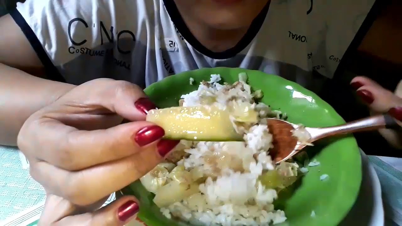 A simple lunch mukbang - YouTube
