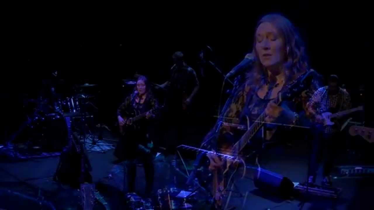 The Way It Is by Abi Moore (Live in Lincolnshire) - YouTube