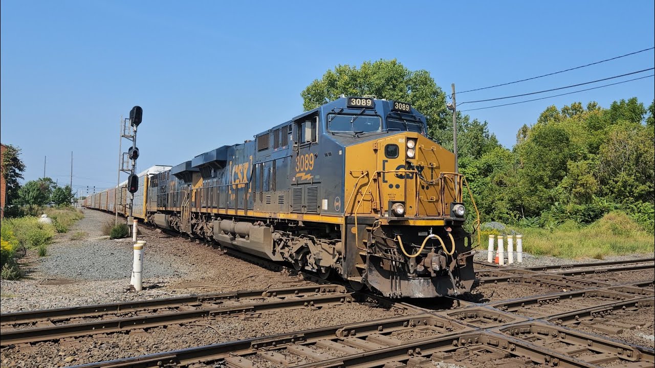 CSX EB Autorack and WB Manifest train meet in Marion, OH - YouTube