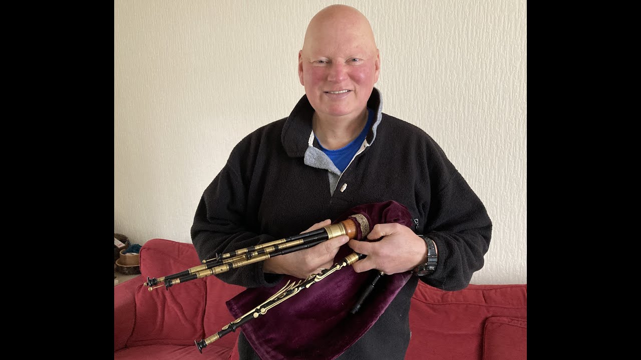 Kim Bull: making and playing the Northumbrian pipes. Part One. - YouTube