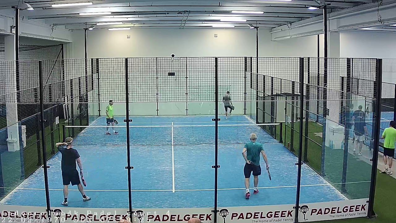 Indoorclub.dk Padelbane 4 09-06-19 09:00-11:00 video 2/2 - YouTube