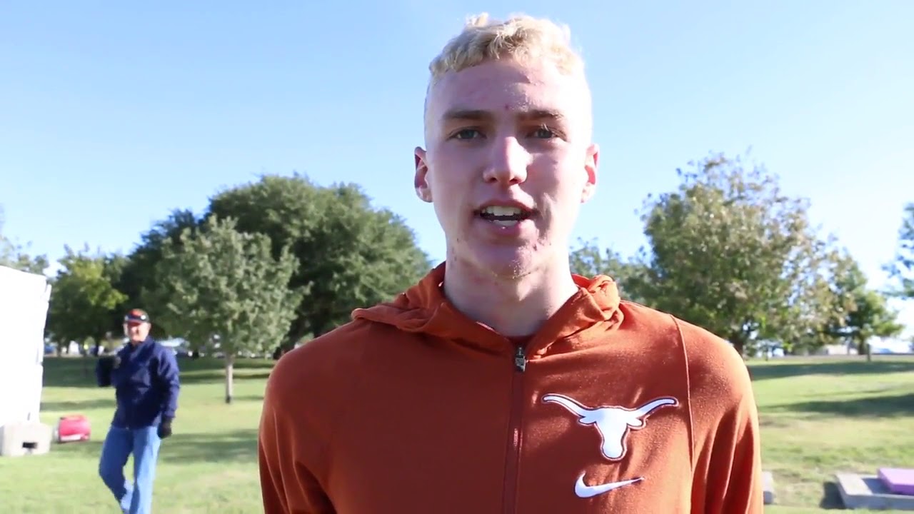 Freshman Sam Worley Runs Big Race For Texas - YouTube