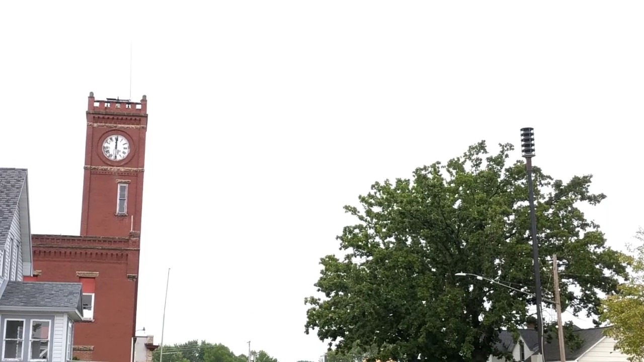 Whelen WPS 2905 | Westminster Chimes | Noon Whistle | Stanley WI - YouTube