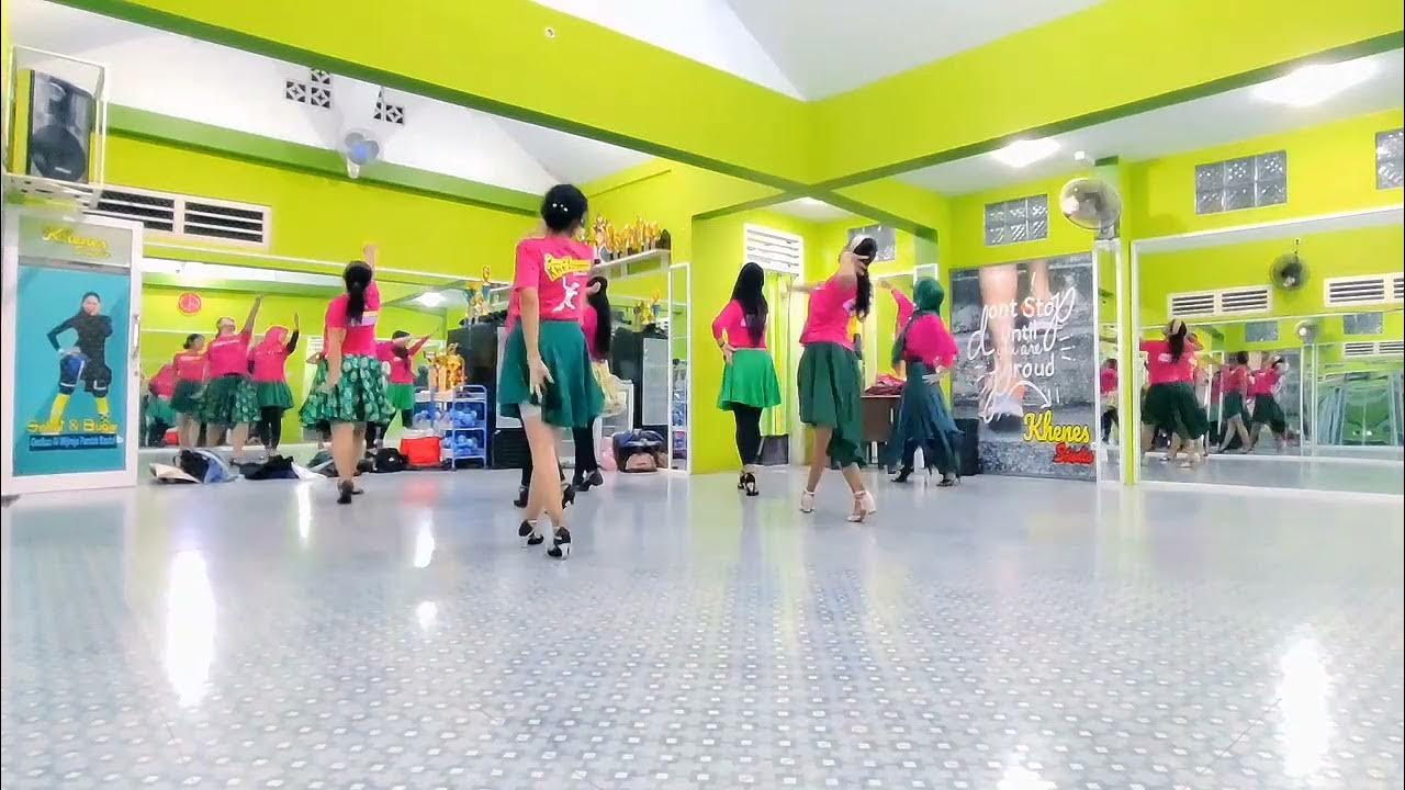 OUR SONG-LINE DANCE- Choreo: Handy Gunawan(INA) -Beginner- Agustus 2024 - YouTube