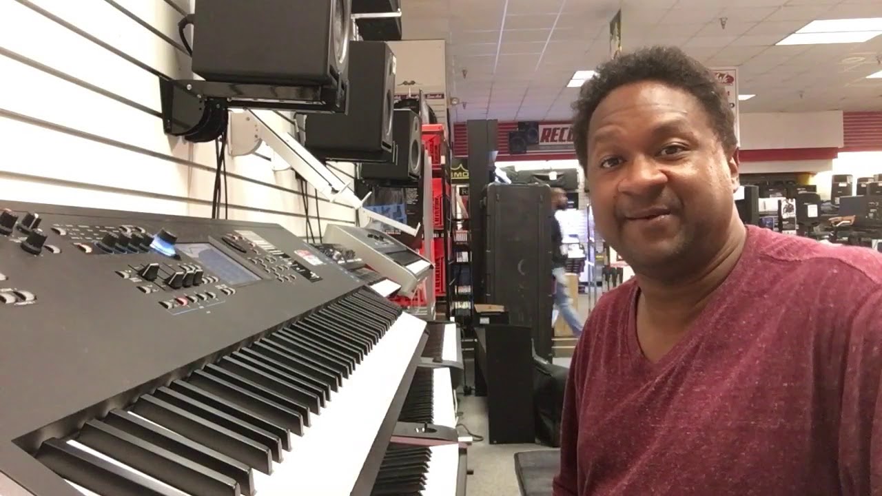 Kris Nicholson and a friend testing out a Yamaha MODX8 - YouTube