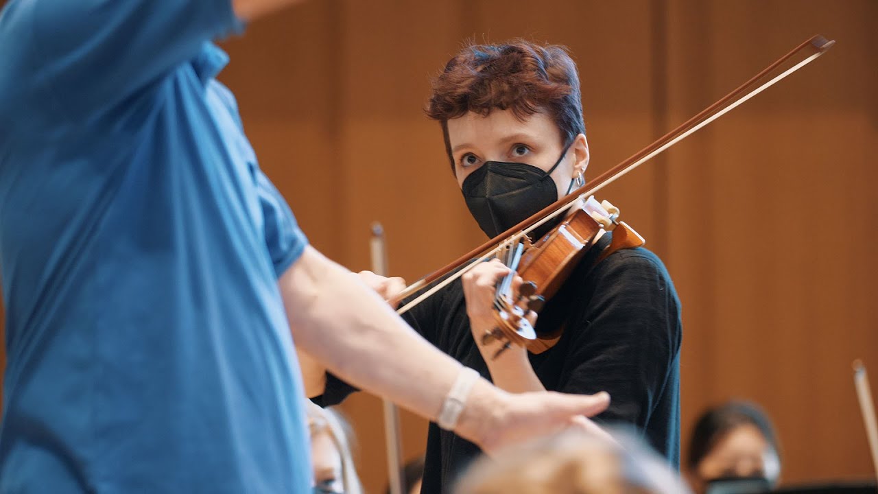 Emily Switzer ’17BA ’19MM, on performing Bartók’s Second Violin ...