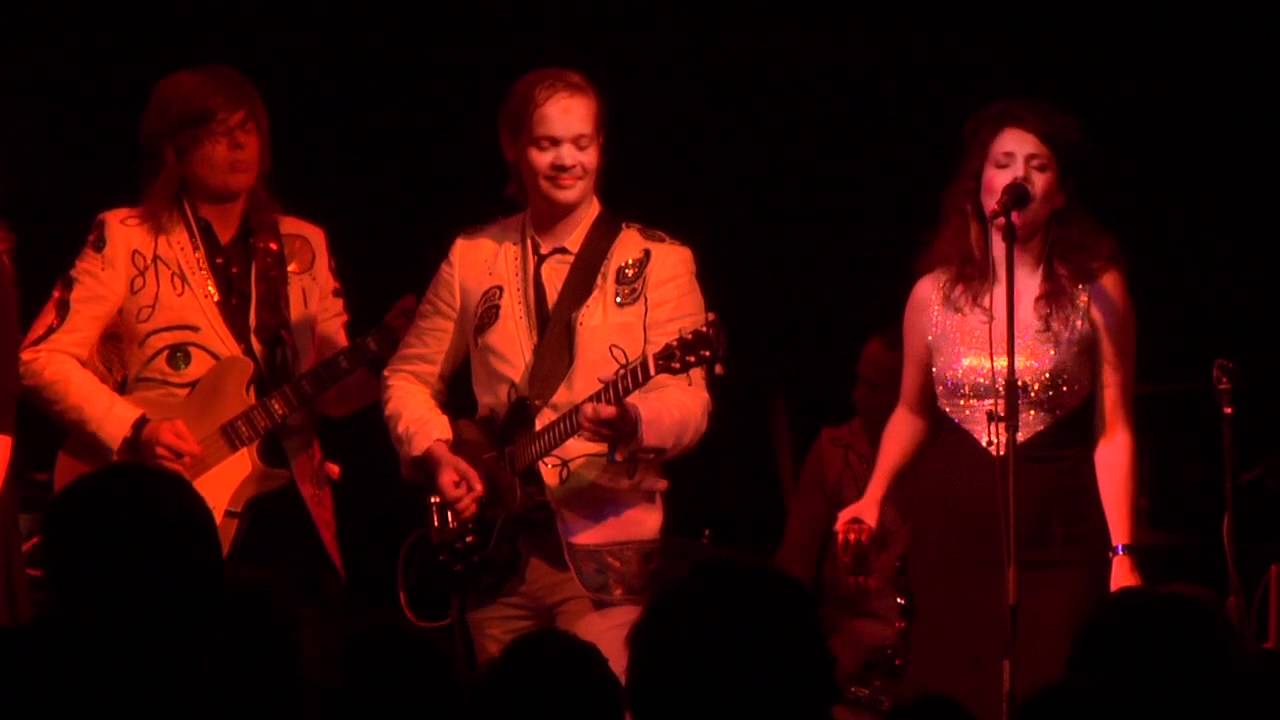 THE LADYBIRDS "WHISKEY & WINE" LIVE IN LOUISVILLE 9/9/11 - YouTube Music