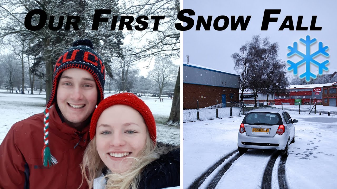 Our First Snow Fall || December 2020 Snow - YouTube
