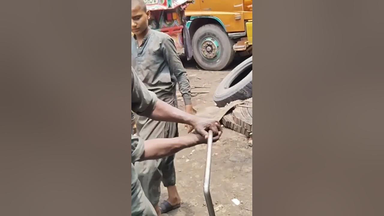 hino 7c engine repair all most videos subscribe my YouTube channel # ...