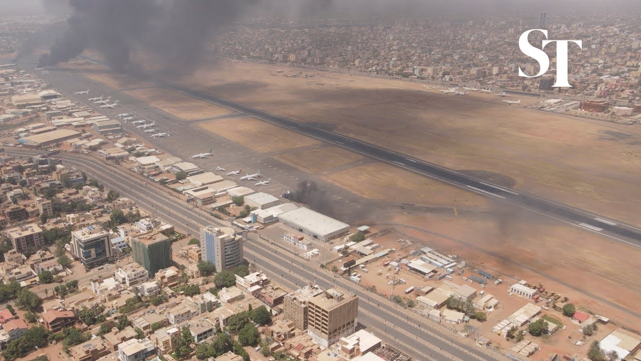Sudan’s army strikes paramilitary bases amid clashes - YouTube