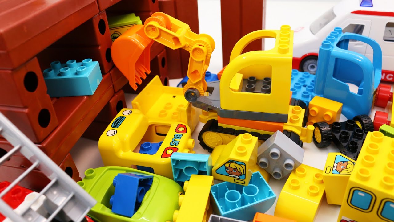 Play Vehicles with Building Blocks and Bricks - Toy Cars Crash and ...