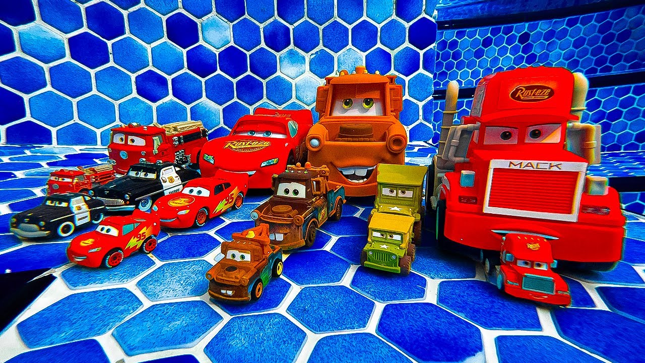 Disney Pixar Cars Various Cars miniature cars roll down a colorful ...