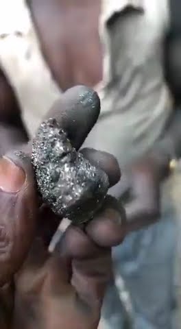 Electrical charged stone discovered in Cango | #electrical #charged # ...