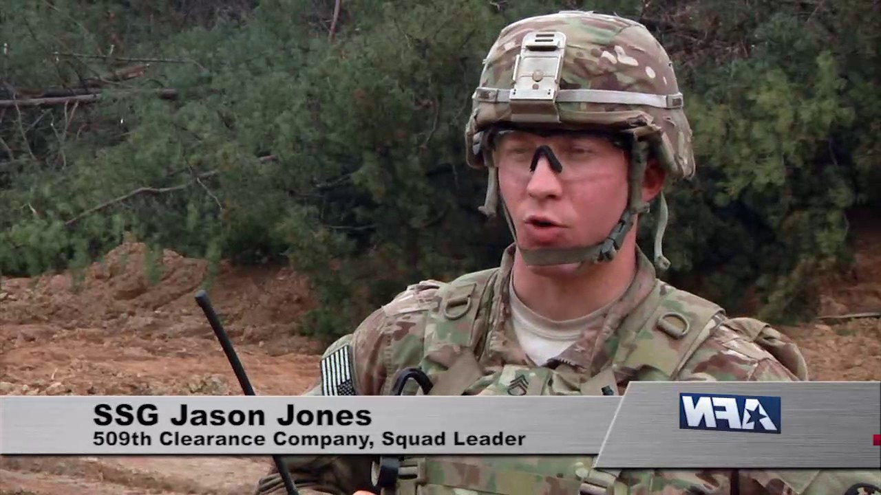 AFN Humphreys - Abatis Demolition Range Training - YouTube