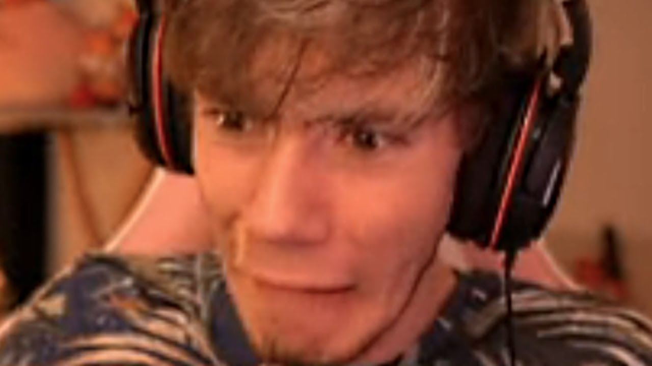 fundy makes a manly noise - YouTube