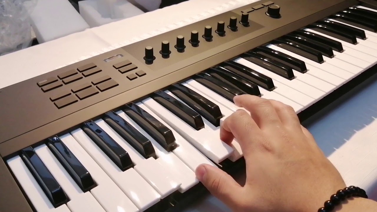 KOMPLETE KONTROL A49 | Unboxing español 2021 | controlador Midi Native ...