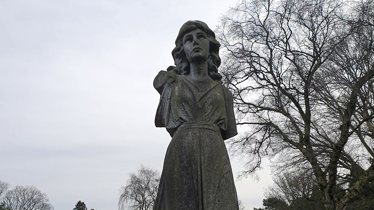 The broken Angel of Yardley Cemetery (part 2) - YouTube