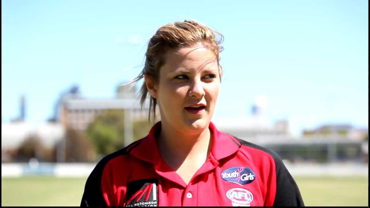 Eliza Broadbent - Female Umpiring Academy Assistant Coach - YouTube