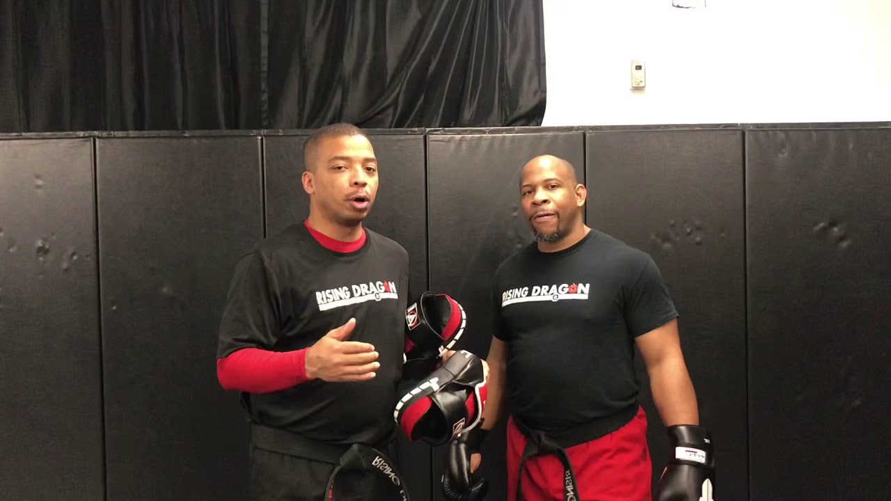 Karate Blitz technique for MMA and Kickboxing - YouTube