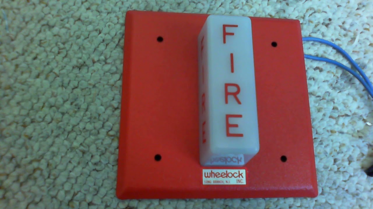 Wheelock WS-115 115 volt Ac remote strobe test. - YouTube