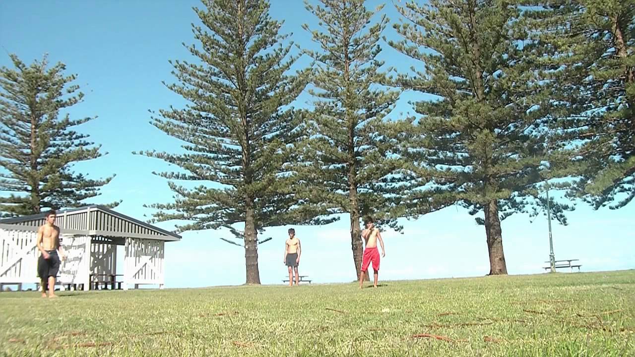 Mathew Sparks // 2011 - YouTube