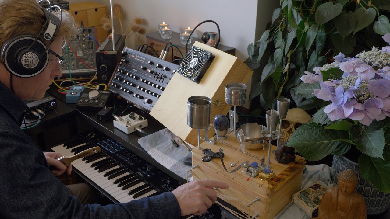 Letting Go - A Reflective Ambient Voyage - DIY Noiseboxes, Analog Radio, Novation Peak, Bioscape ...