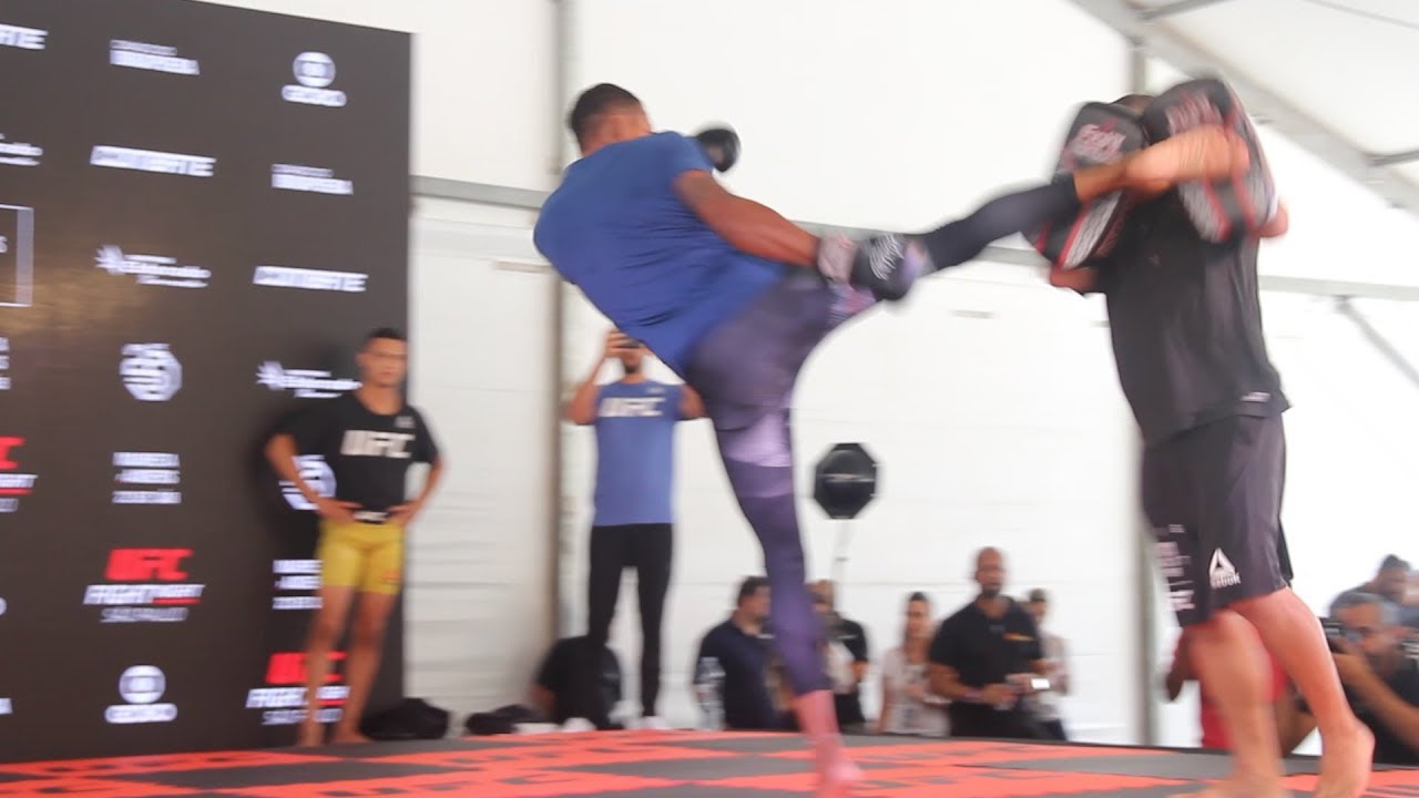 Alex Oliveira UFC Sao Paulo Open Workouts (Complete) - MMA Fighting ...