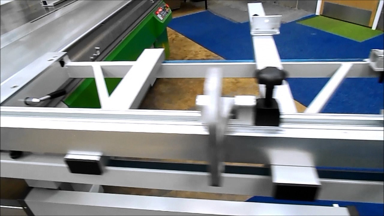 Wadkin Bursgreen P3200TA Slinding Table Saw - YouTube