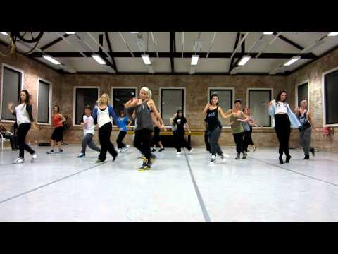 'STARSHIPS' by Nicki Minaj choreography by Jasmine Meakin (Mega Jam)