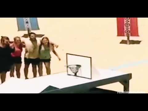 Peki yan yana dururlarken Hilmi'nin sadece Yağmur'a kol atması 🙈🙉🙊😂