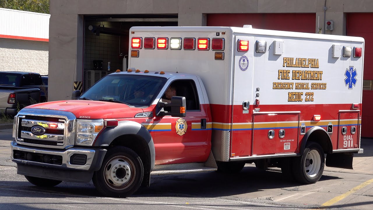 Philadelphia Fire Department Medic 28 Responding - YouTube