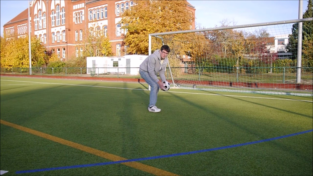 Hit the crossbar at the first attempt! - YouTube