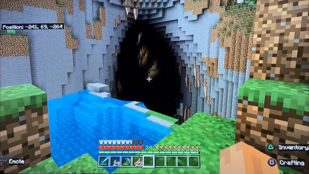 Minecraft the Island Episode 11: A Chaotic Mining Trip - YouTube