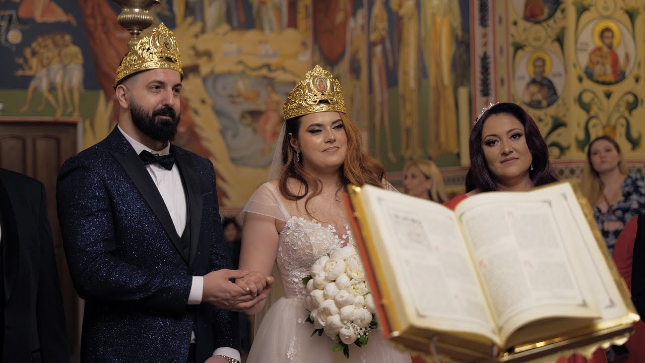 Flavia & Alex - YouTube