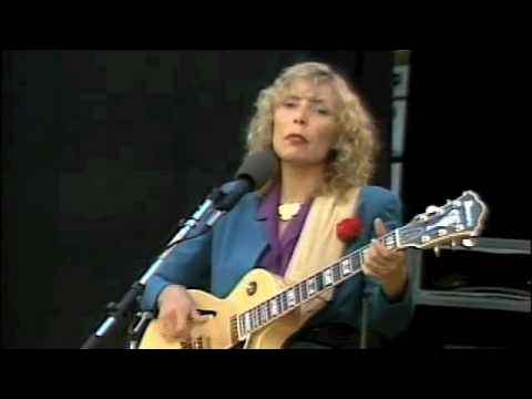 Joni Mitchell - Edith And Kingpin - YouTube