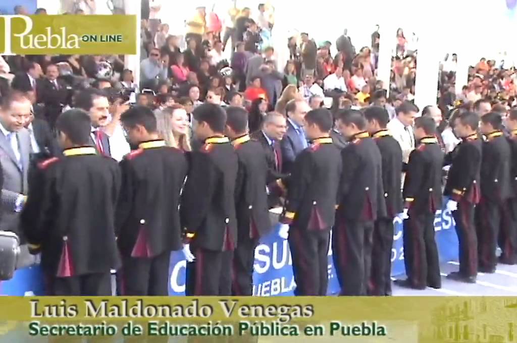 Graduación del CENHCH, clausura ciclo escolar 2011-2012 - YouTube