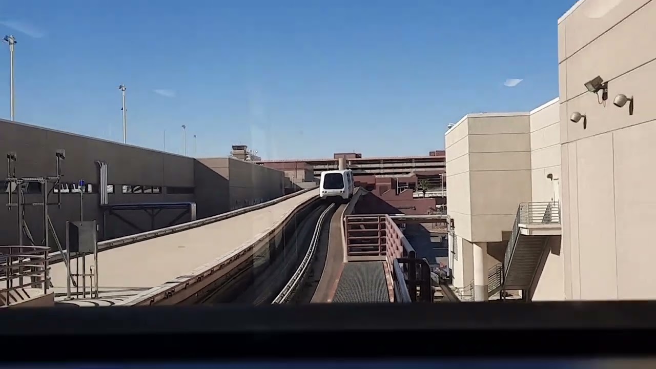 Las Vegas airport terminal tram - YouTube