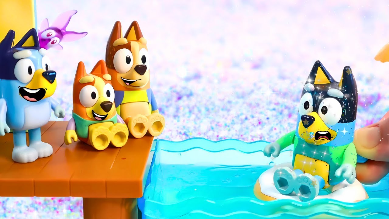 Bluey Swimming Pool FUN! Family Beach House Vacation 🌊🏖️ - YouTube