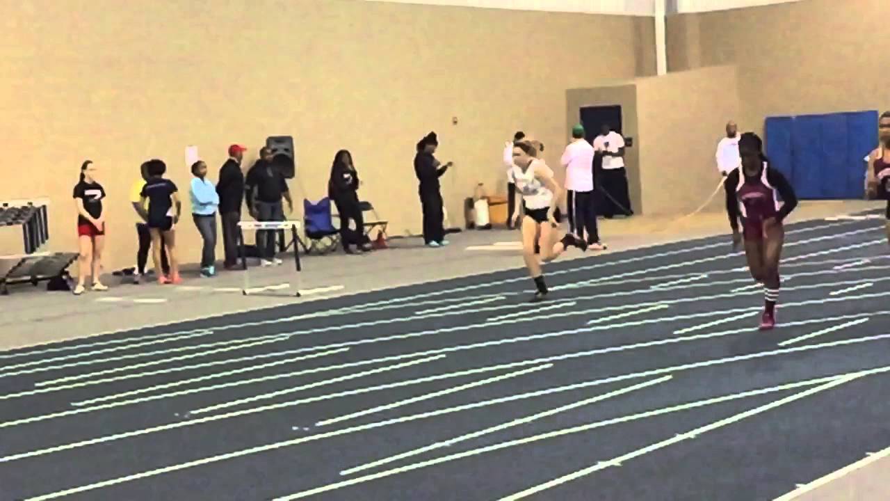 University of Chicago Track Club Ke'niya Smith & Jaimie Robinson - YouTube