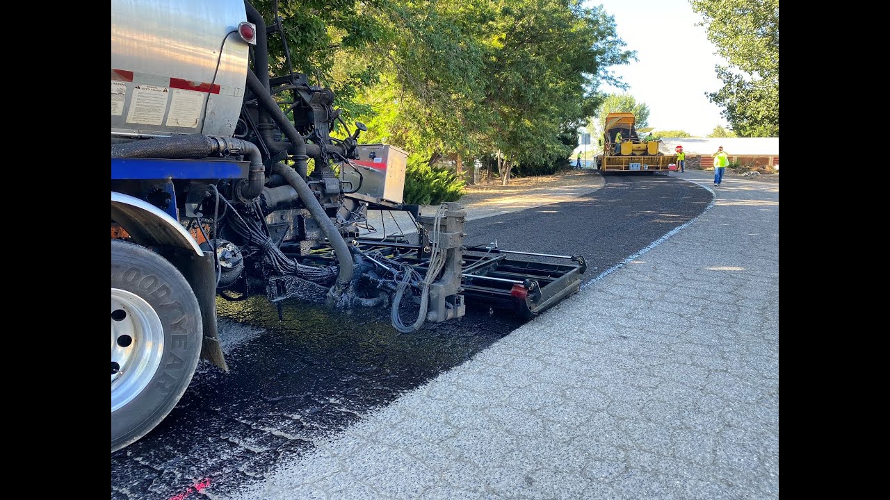 Idaho Asphalt Supply & Western Emulsions' Scrub Seal Box - YouTube