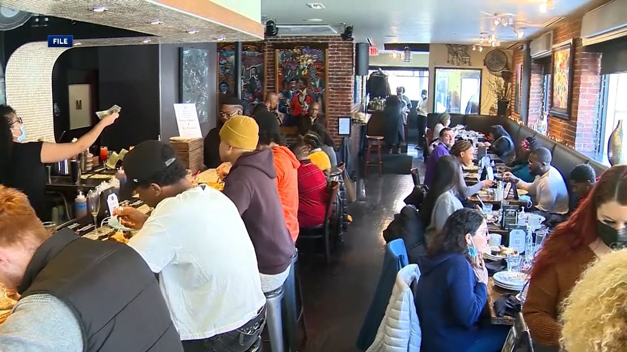 This 65-year-old Mass. bar, restaurant will close to start 2024, get ...