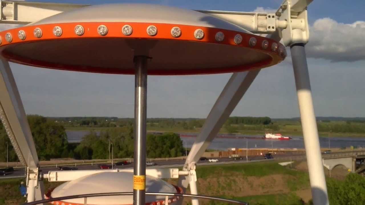 Reuzenrad happiness Lamberink onride uitkijk Nijmegen nieuwe brug 2013 ...