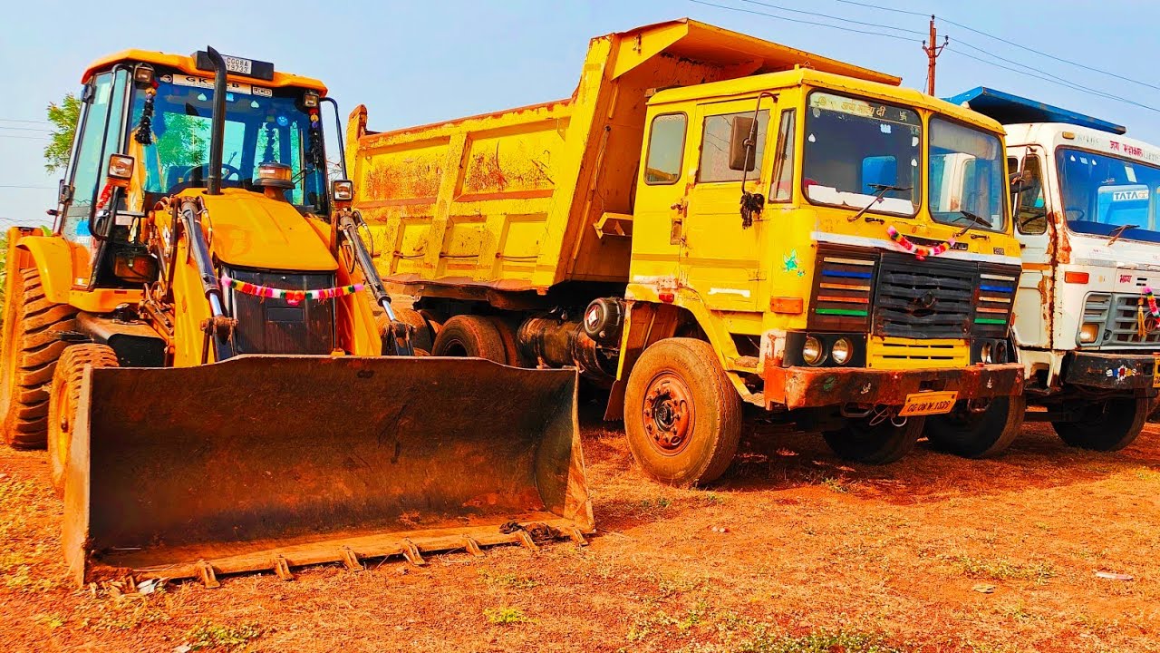 New JCB 3dx Eco Xpert V's Yellow Ashok Leyland Track loading mud || jcb ...