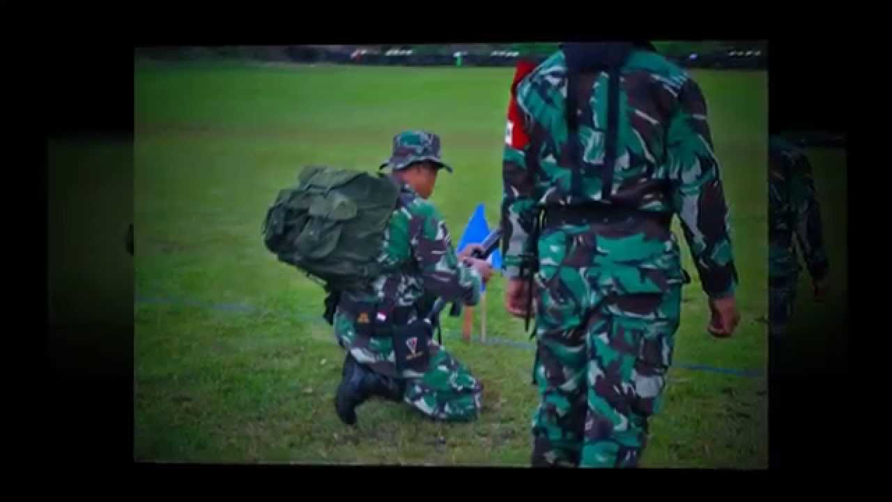 Indonesian Armed Force Latihan Hirbak (Mahir Menembak) Batalyon ...