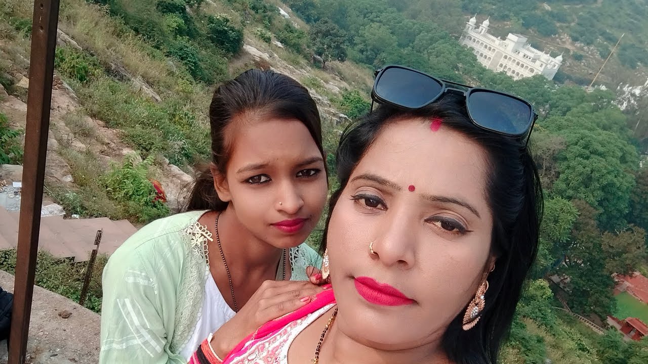 Punam ji patna is live - YouTube