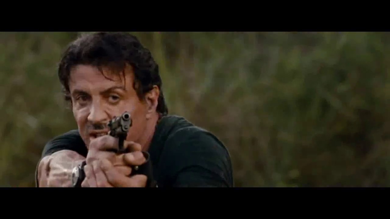 the expendables 2010 fight scene in island - YouTube