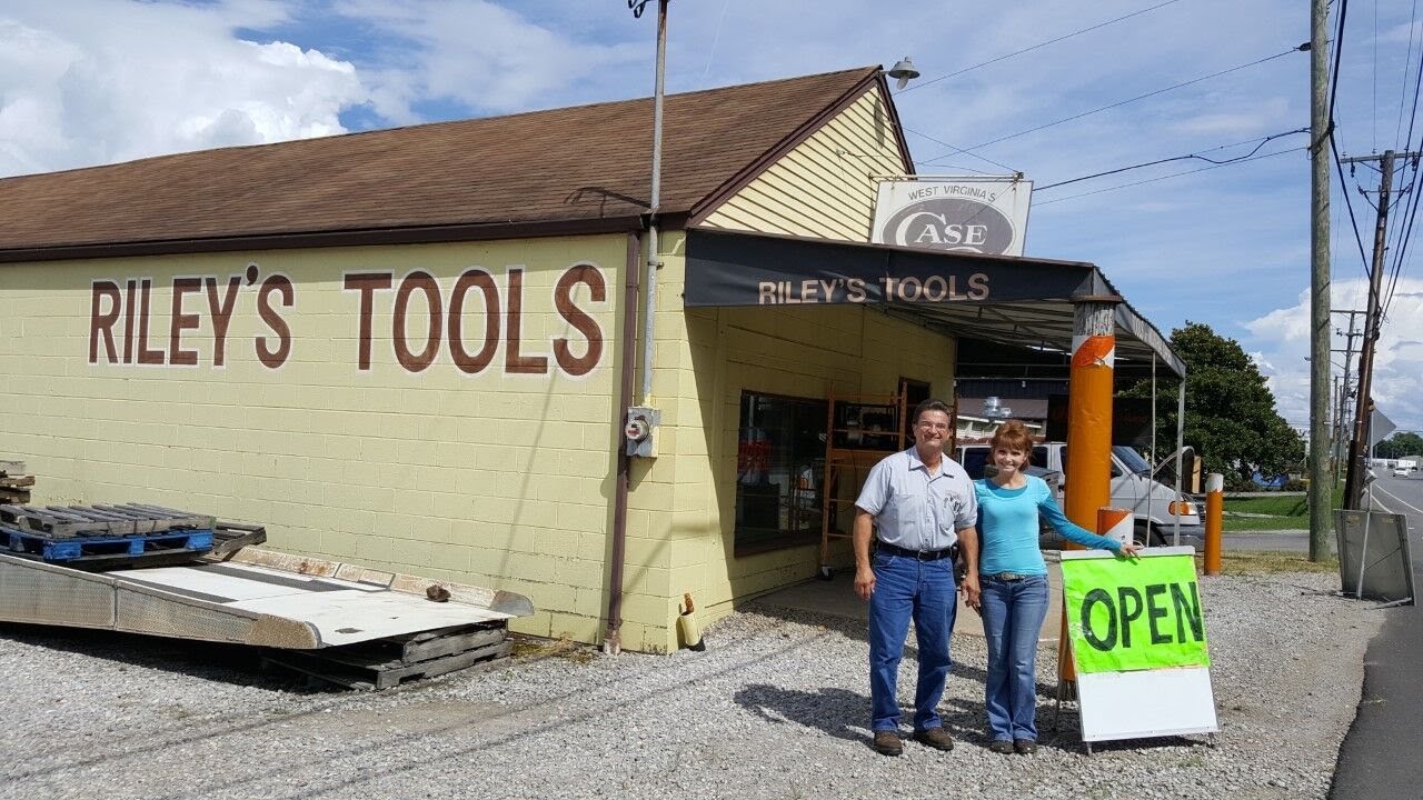 Traveling WV: Riley's Tools - YouTube